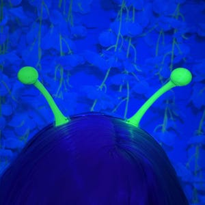 Alien Antennas Headband Alien Cosplay Alien Antenna Headband UV Green ...