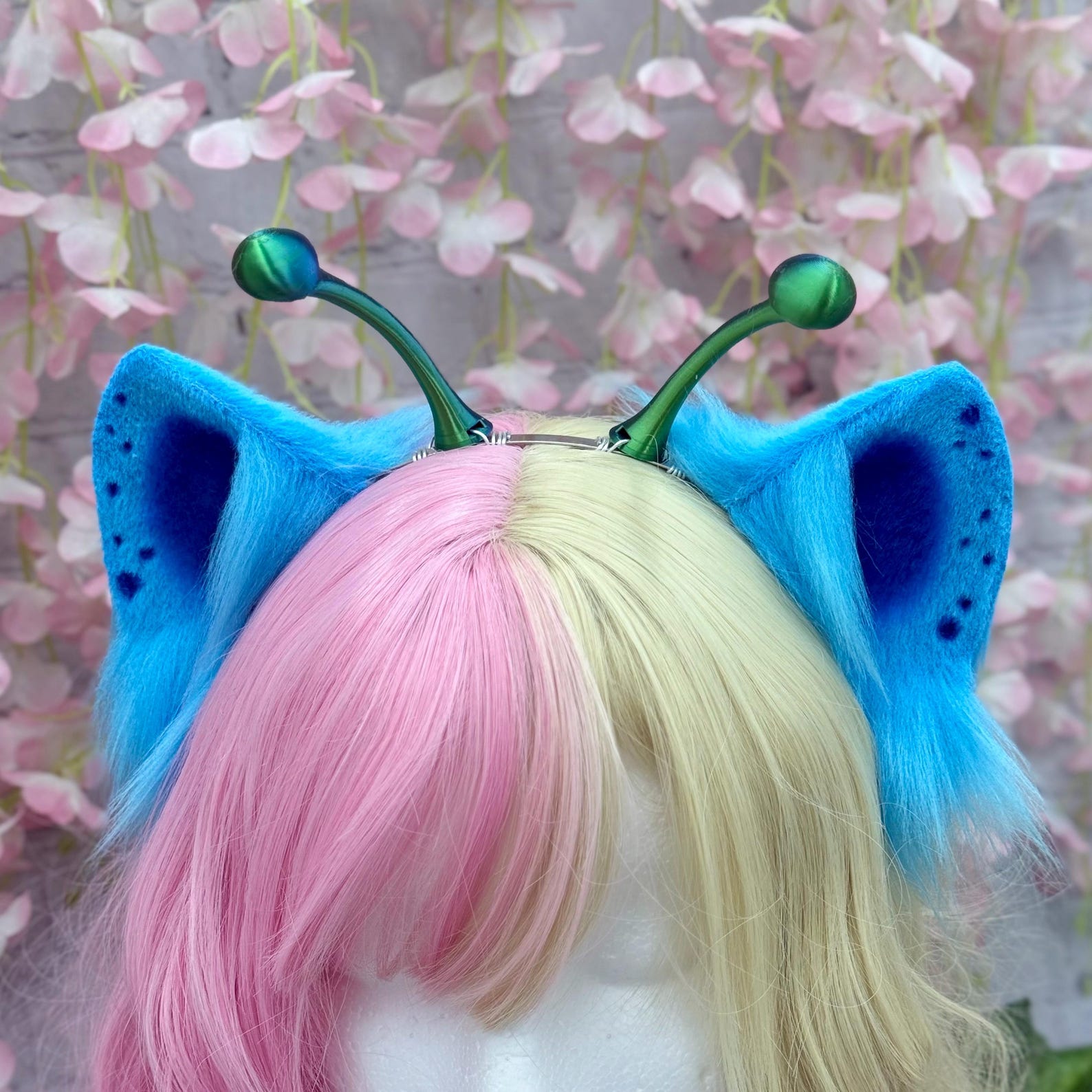 Alien Cat Ears Headband: Green Antenna, Blue Kemonomimi - Etsy