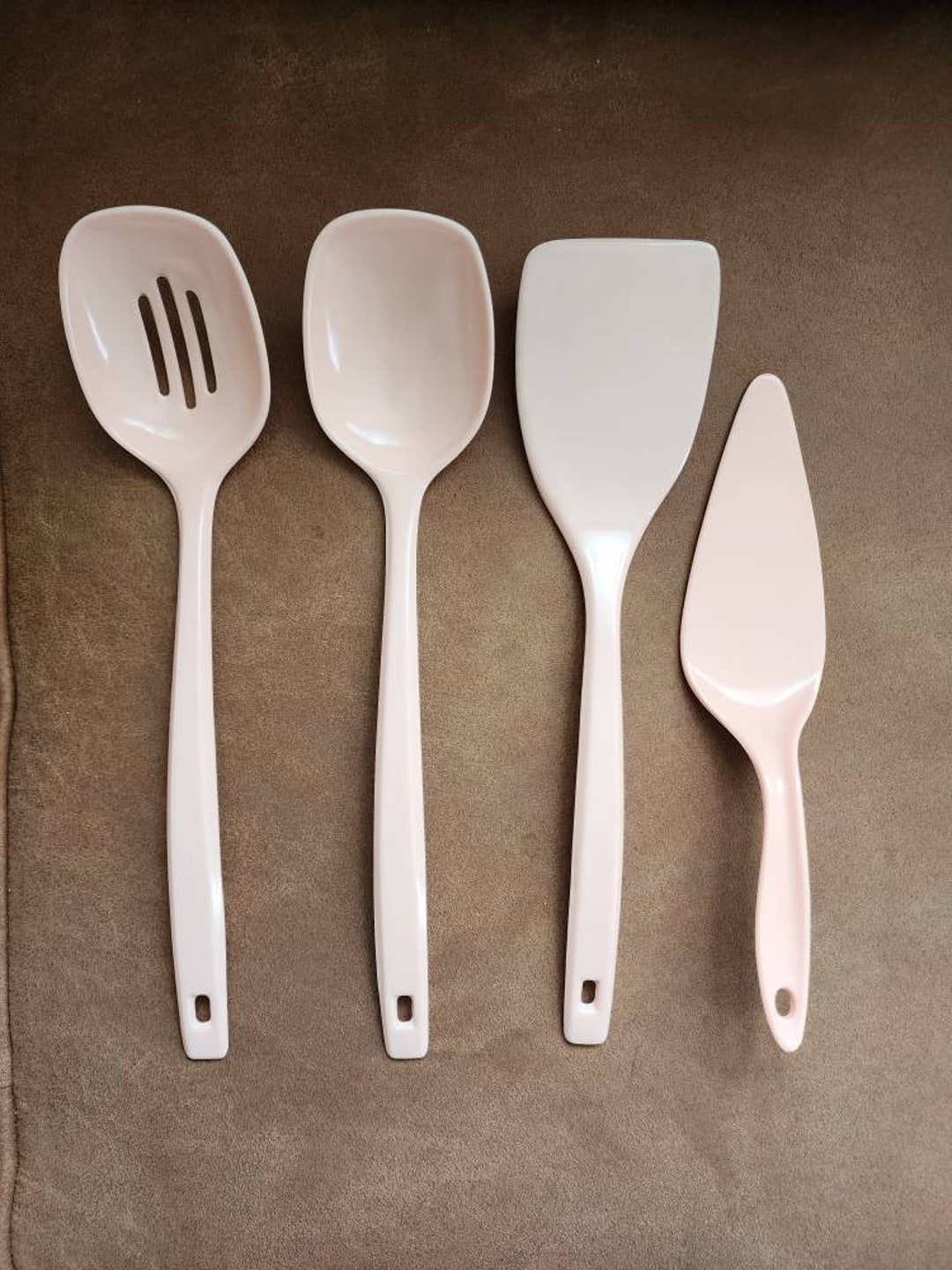Retro Salmon Pink Melamine Ware Serving Utensils Made in Taiwan Set of ...