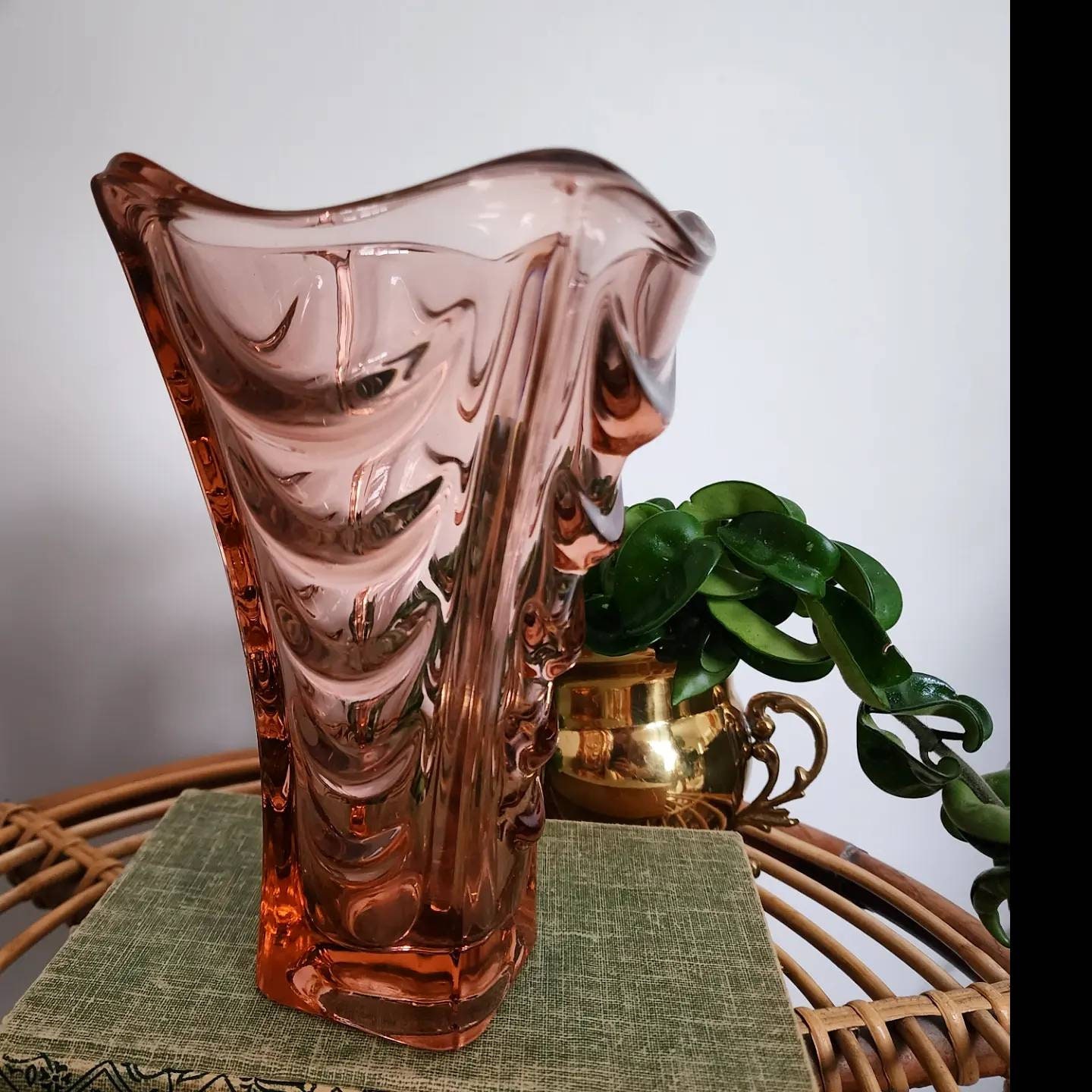 Mid Century Vaclav Hanus Pink Drapery Vase Made in Czech - Etsy