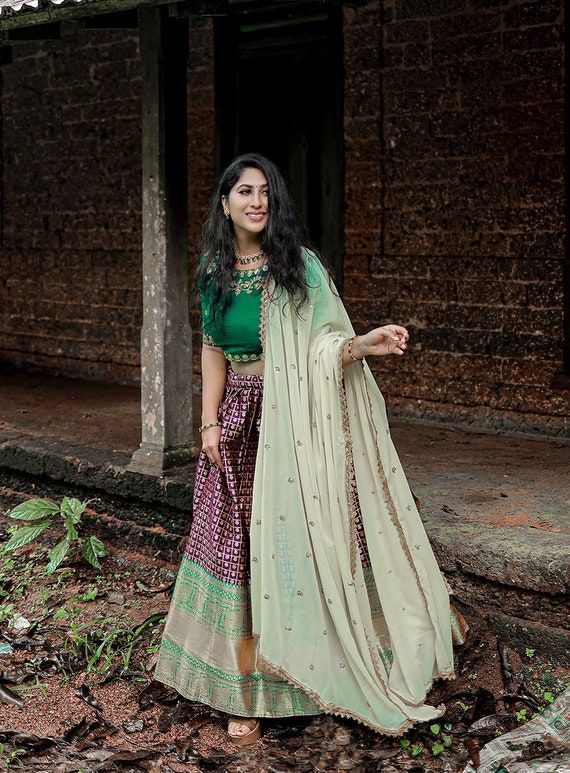 Indian Designer Green Lehnga Choli Dupatta Wedding wear Traditional ...
