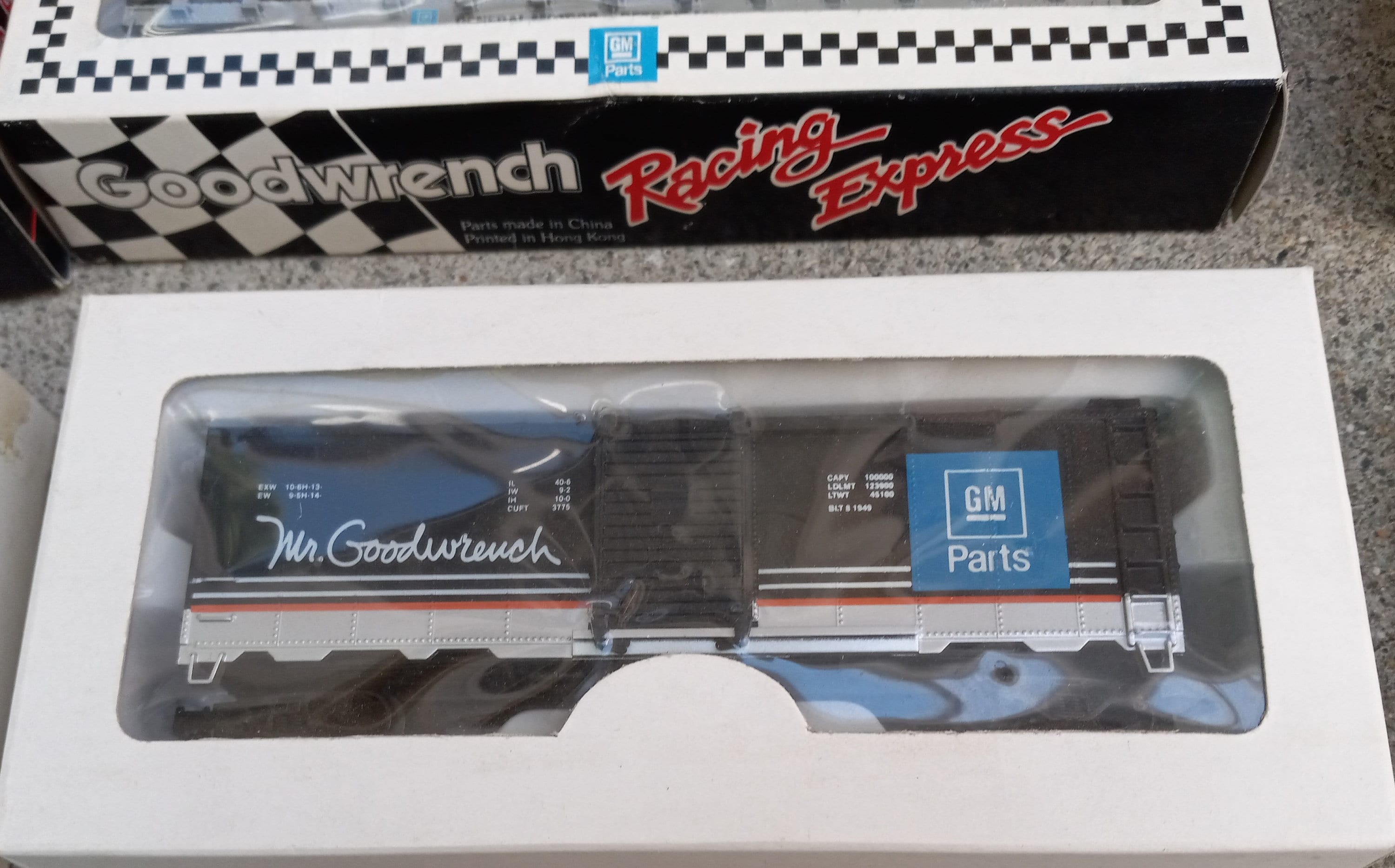 Dale Earnhardt Racing Legend HO Train Set - Etsy
