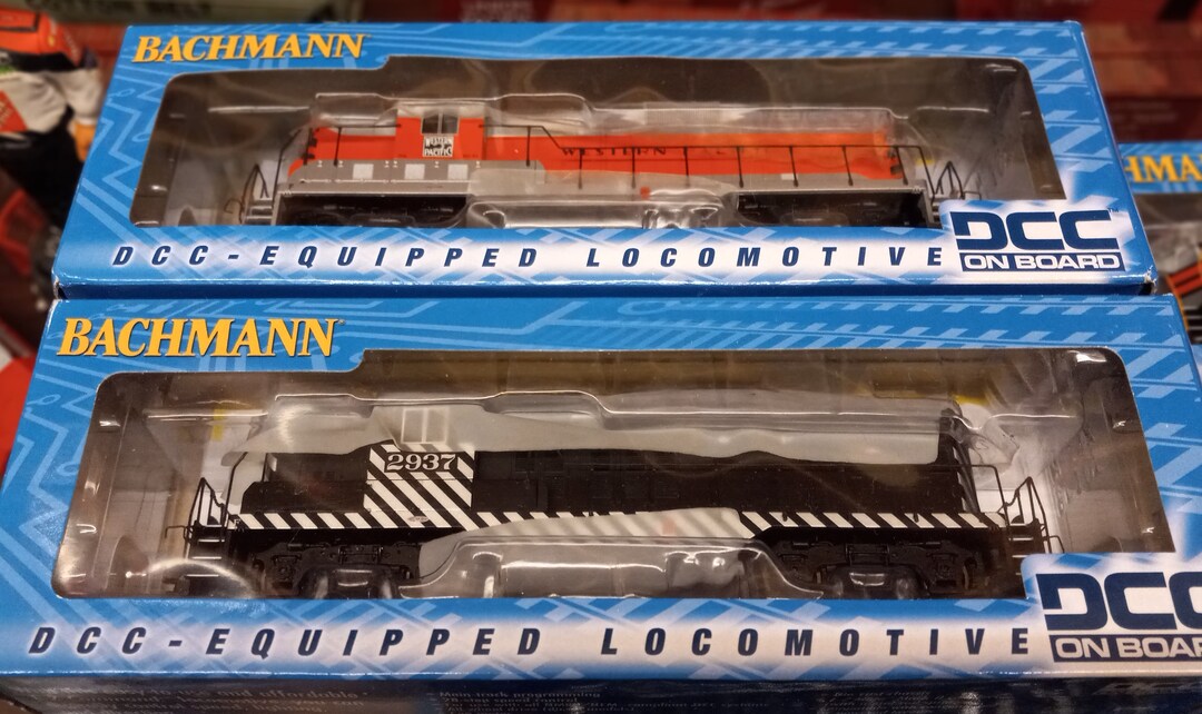 HO DCC Locomotives in Manufacturers Box. - Etsy