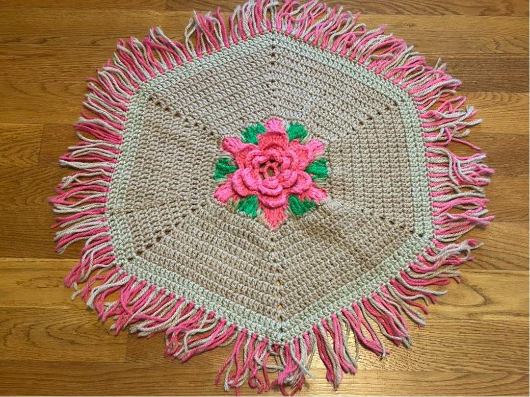 Vintage Hand Crocheted Yarn Doily Centerpiece so Shabby Chic - Etsy