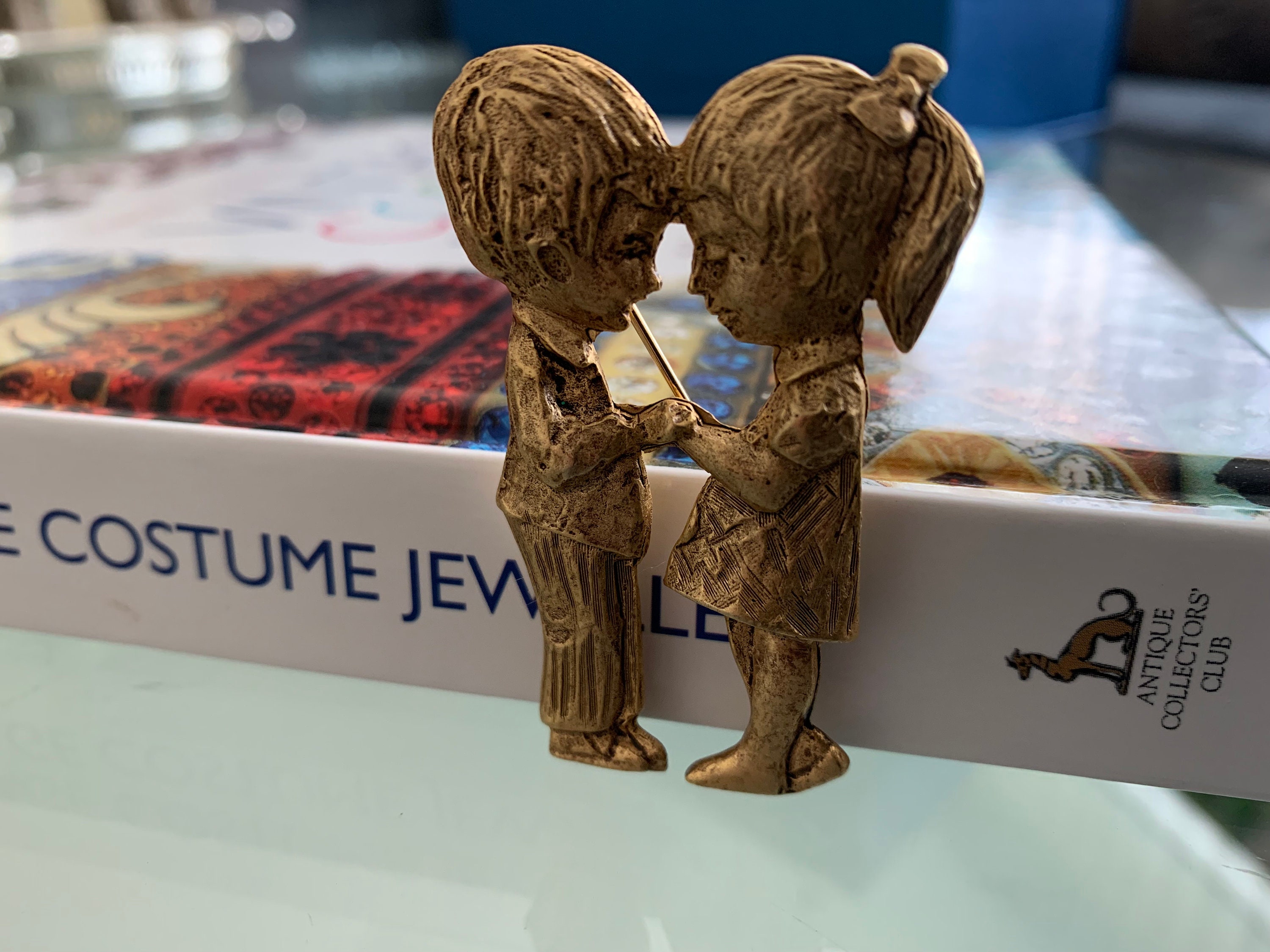 Vintage 1980s Brooch Luca Razza Young Love Girl & Boy Brooch - Etsy