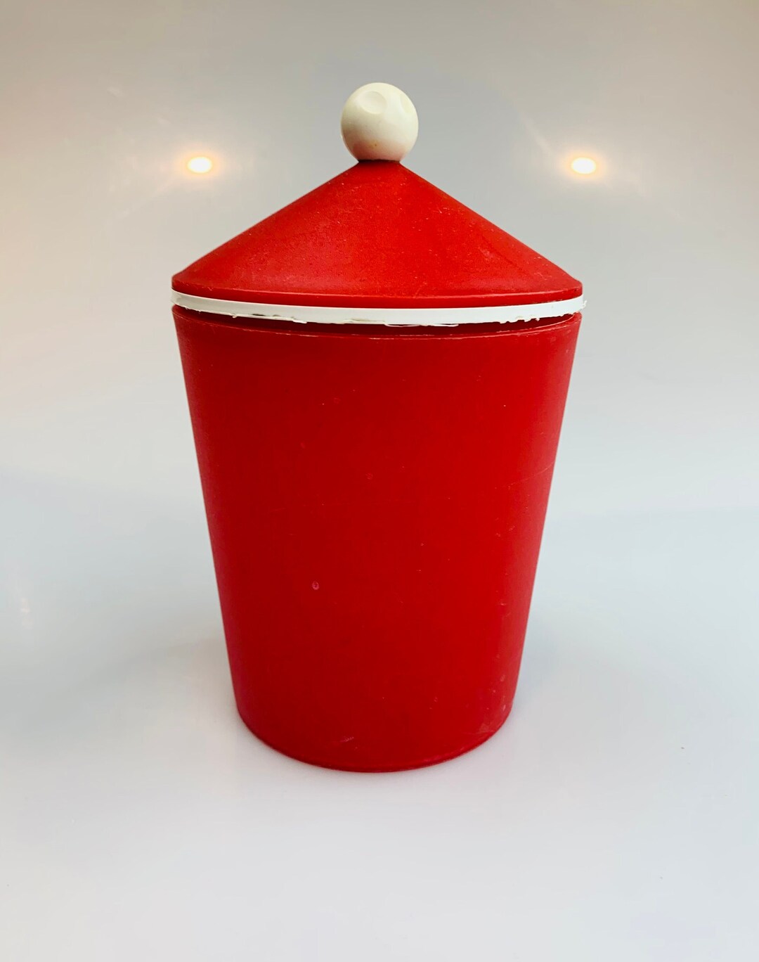 Vintage Red Box With Lid Soviet Storage Plastic Box Red Round Plastic ...