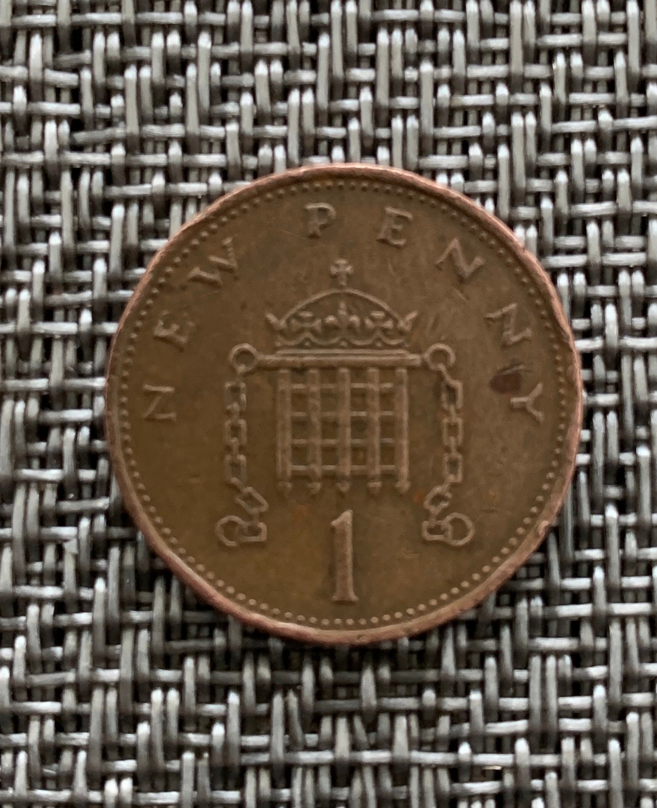 1971 British ELIZABETH II New 1 Penny GB Coin - Etsy