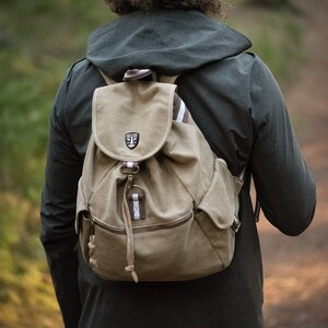 Vintage Hiking Backpack - Adventure Beige Backpack - Vintage Canvas ...
