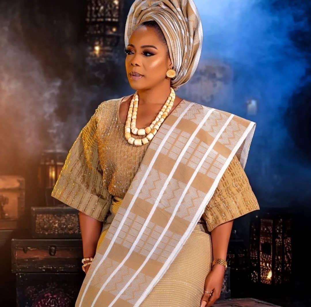 African Asooke Women Clothing, Iro and Buba Women Attire, Autogele Gele ...