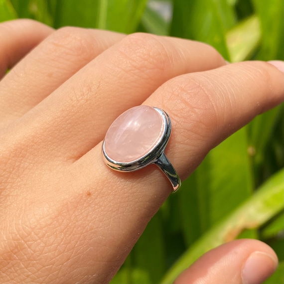 Oval Rose Quartz Ring