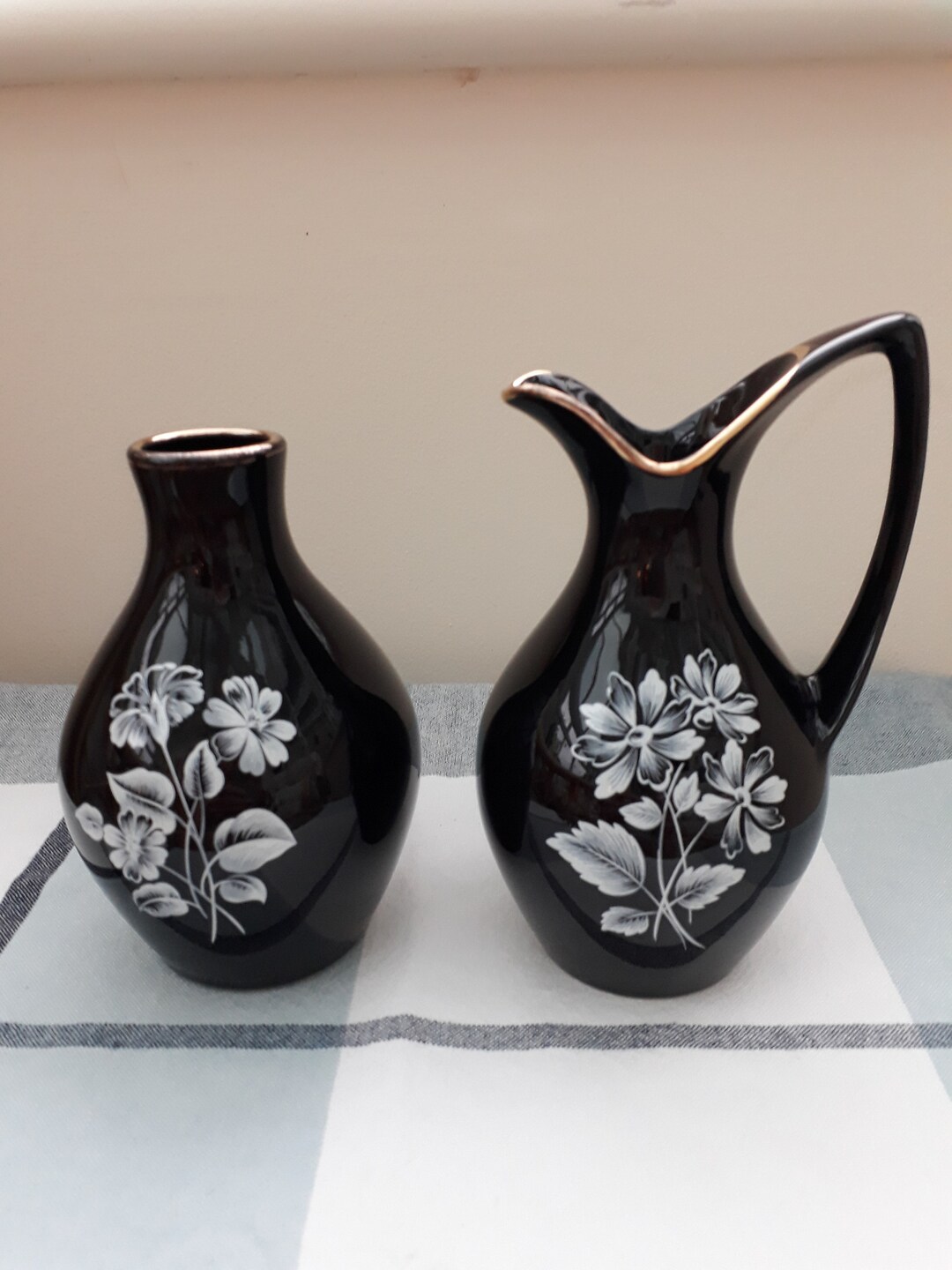 Lovely Pair of Wade Vases...one Bulbous Shape the Other a Jug - Etsy