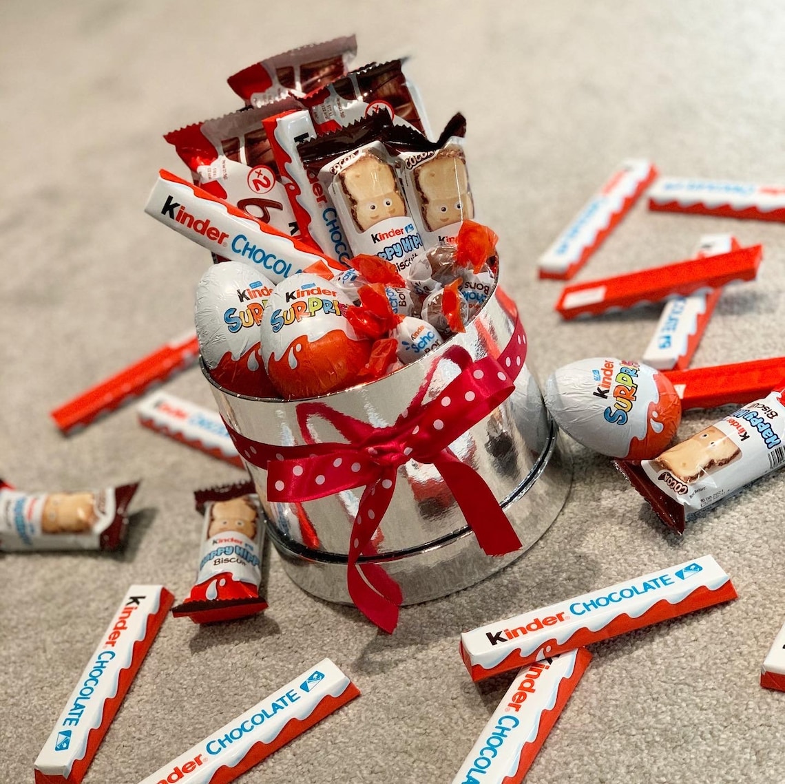 Boîte en chocolat cadeau Silver Kinder Bueno - Etsy France