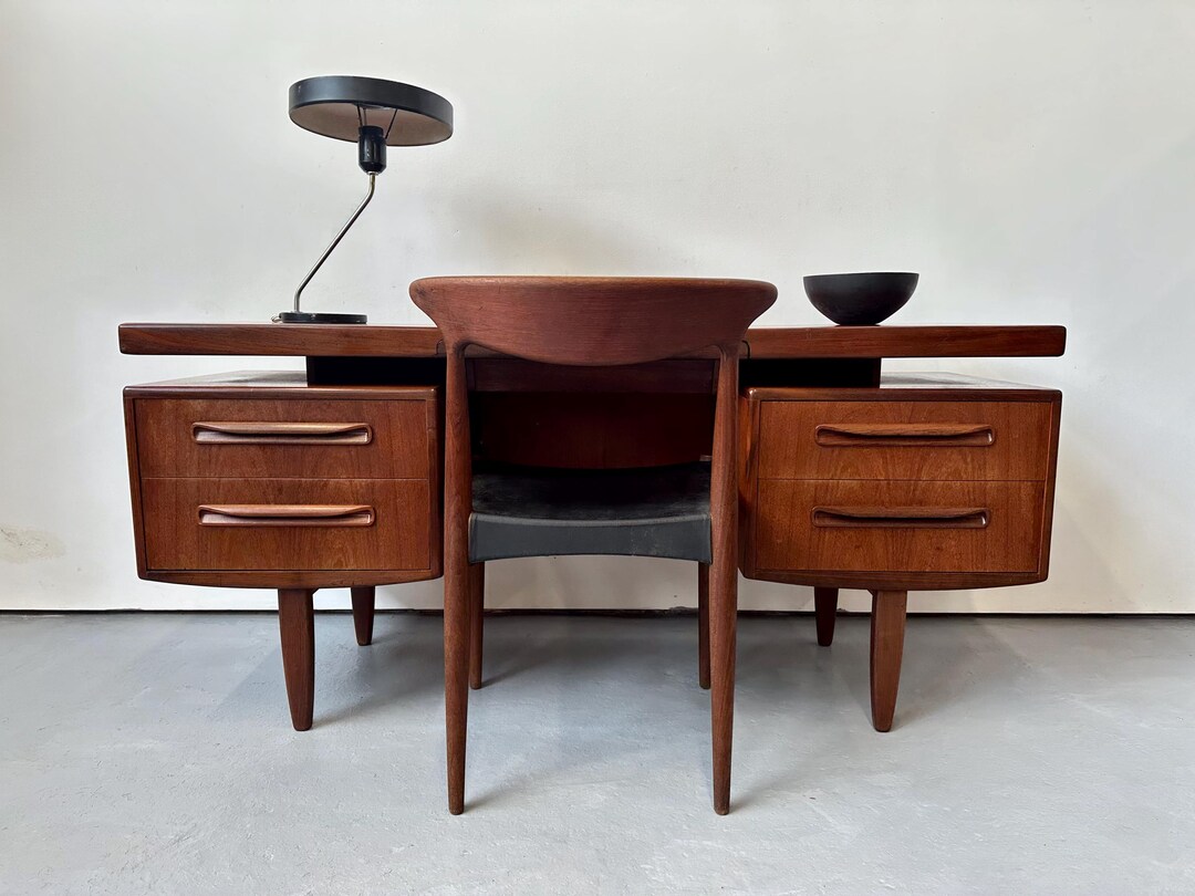 Vintage 1960s G Plan Floating Top Fresco Teak Desk. Danish Retro Mid ...