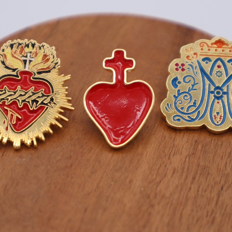 Virgin Mary Pin - Etsy