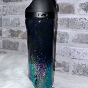 Custom Owala Dark Dark Freesip Water Bottle With Color Shift Glitter ...