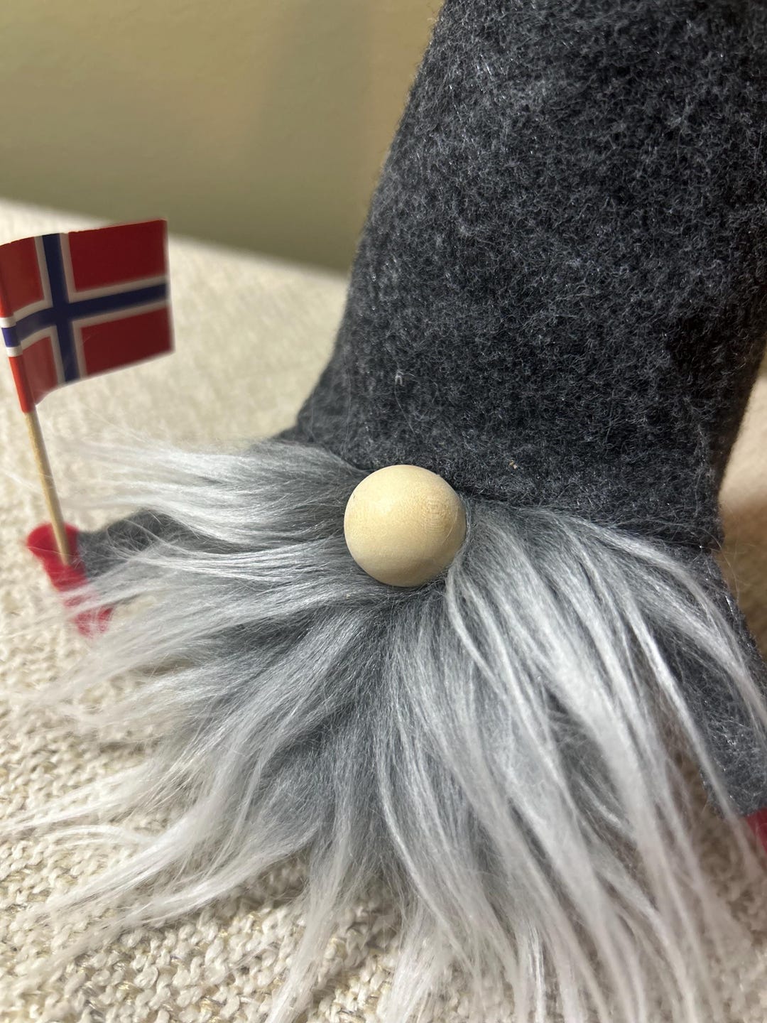 Norwegian Nisse / Norway / Gnome / Scandinavian / Flag Holding / Nisse ...