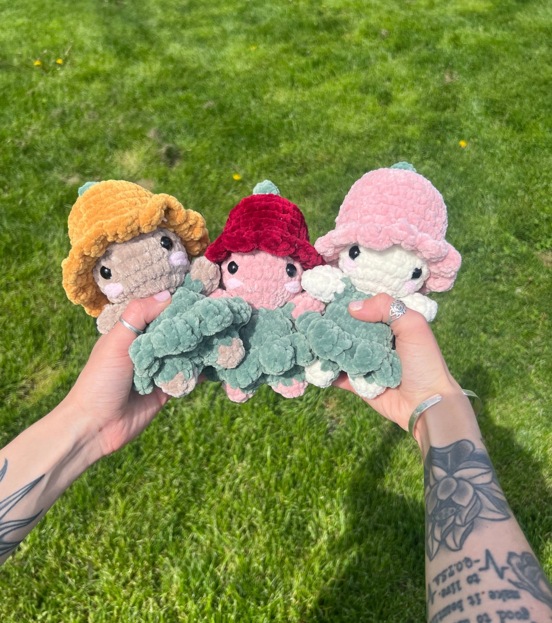 Mini Flower Sprite Crochet Plush Dolls Cute Flower Fairy Style Doll ...