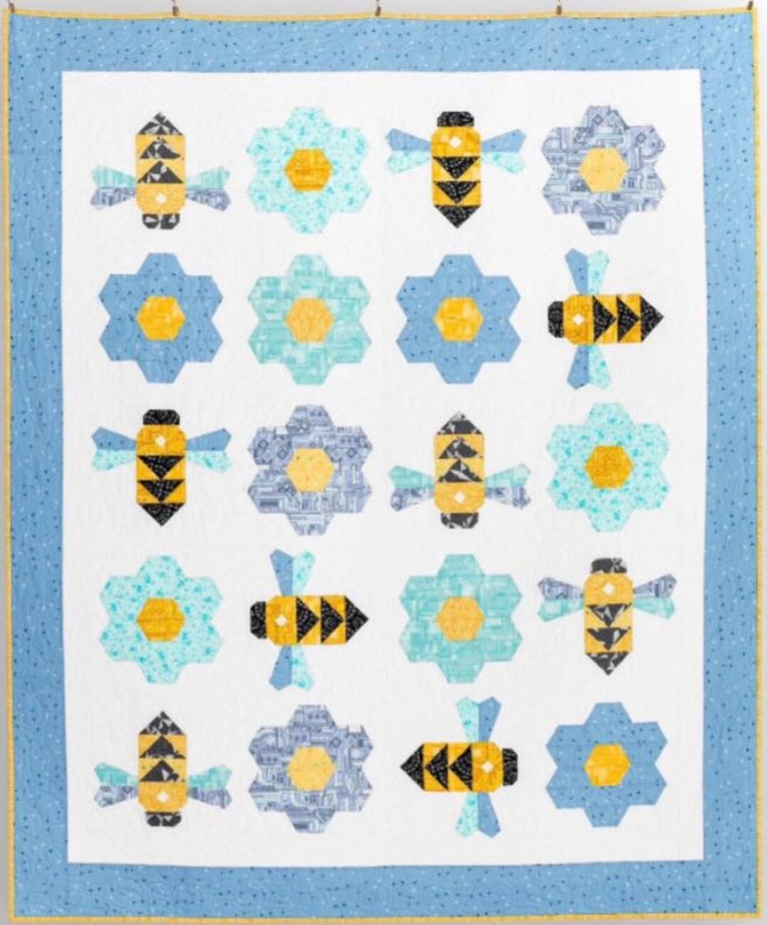 Busy Bees Quilt Kit - Etsy