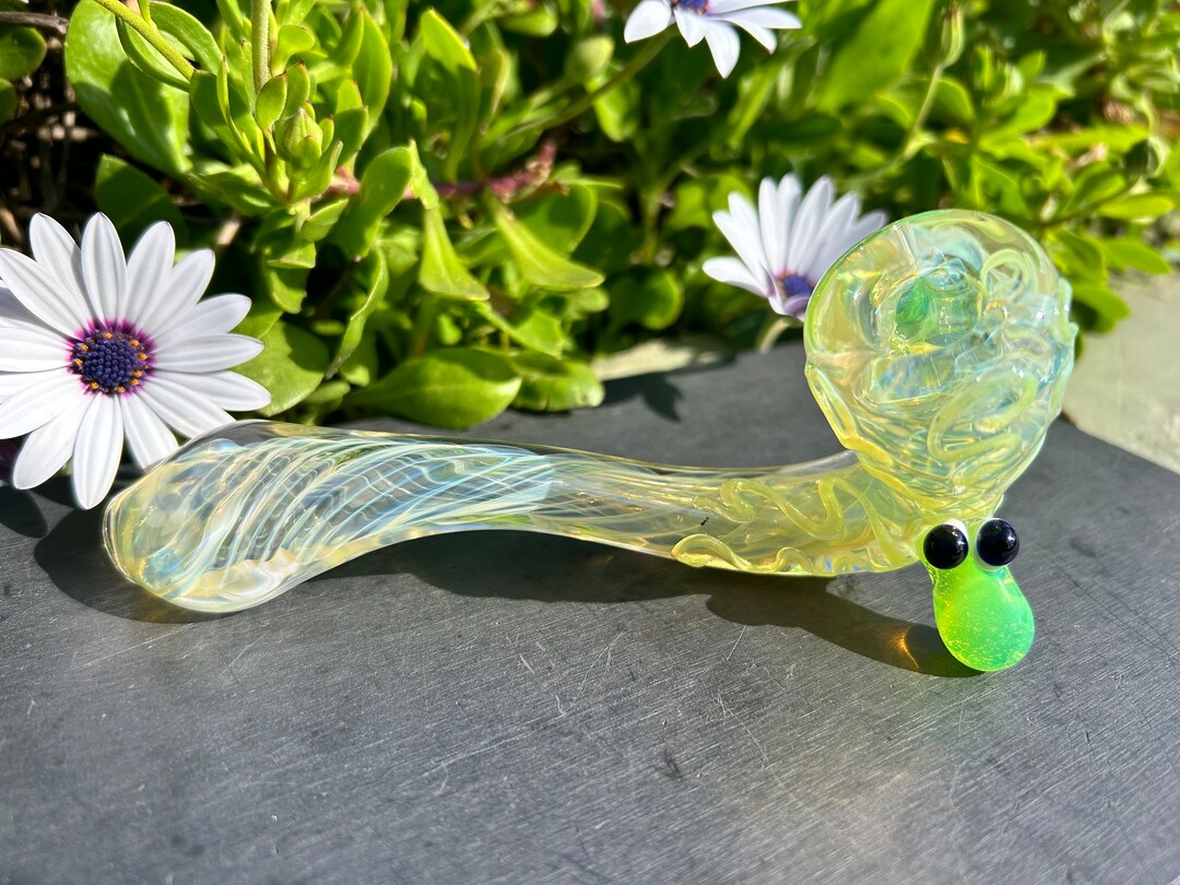 TOBACCO GLASS 6” Inside-out Color Changing Sherlock Glass Pipes Whit ...