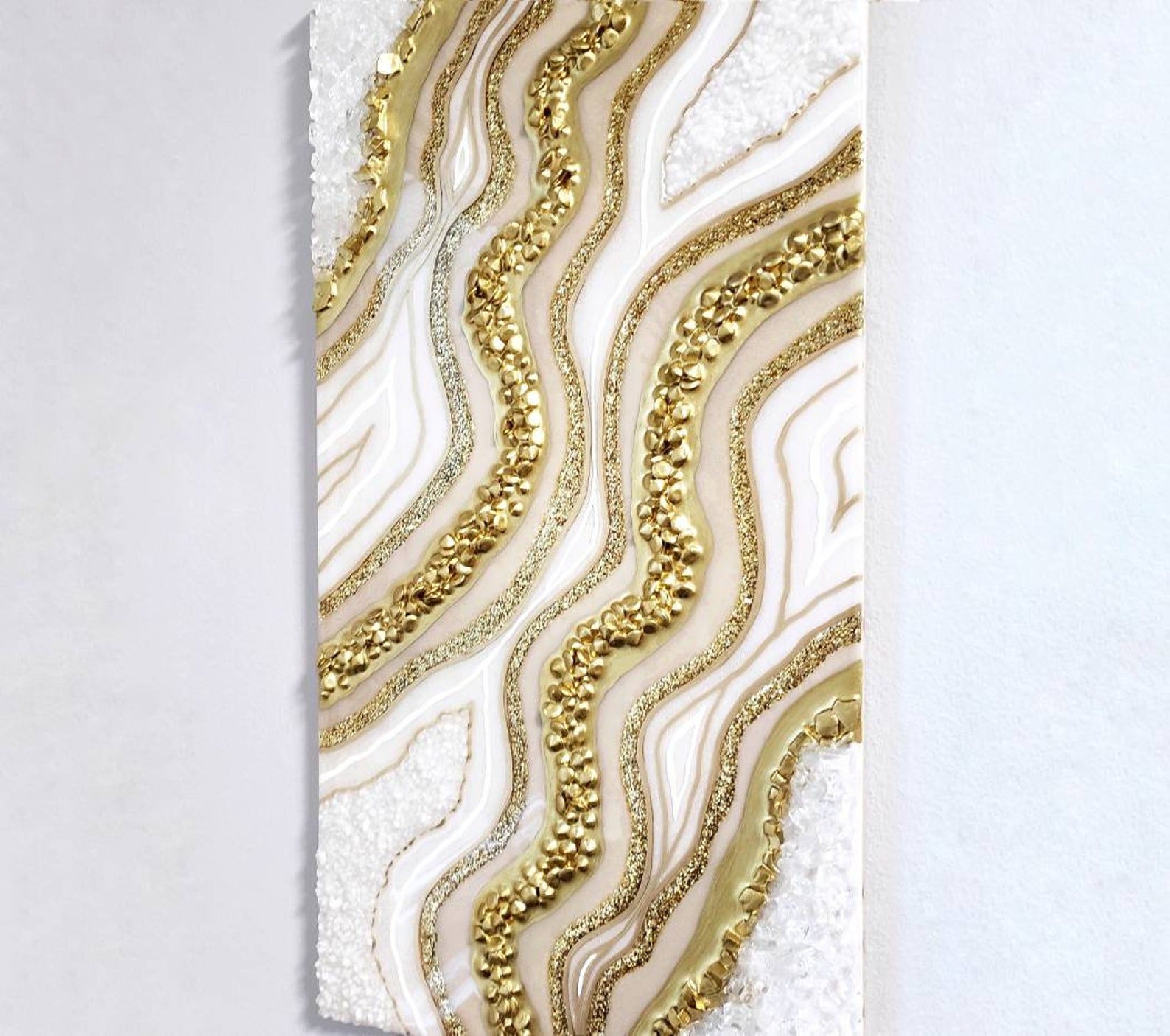 Geode Wall Art / Resin Wall Art / Geode Resin Painting / Beige and Gold ...