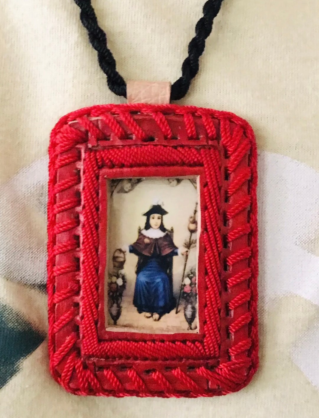 Escapulario De El Santo Niño De Atocha - Etsy