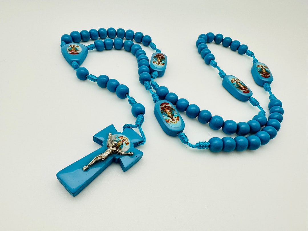 Rosario De Hilo Con Madera De La Virgen De San Juan De Los Lagos Color