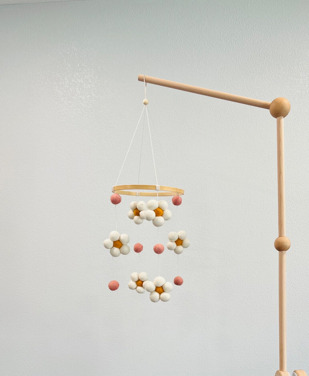 Daisy Baby Girl Mobile, Daisy Mobile, Flower Nursery, Flower Mobile ...