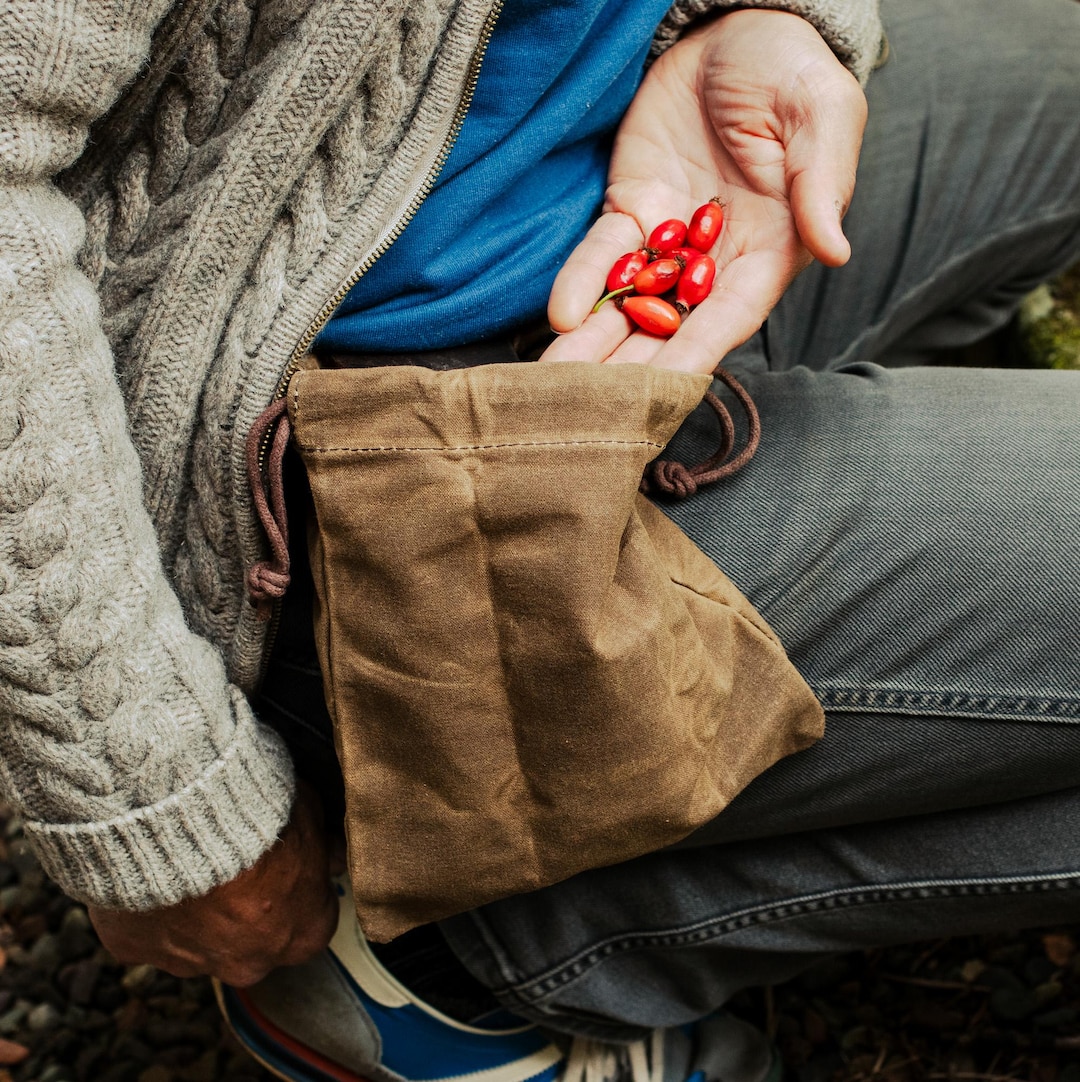 Leather and Waxed Canvas Foraging Pouch - Etsy