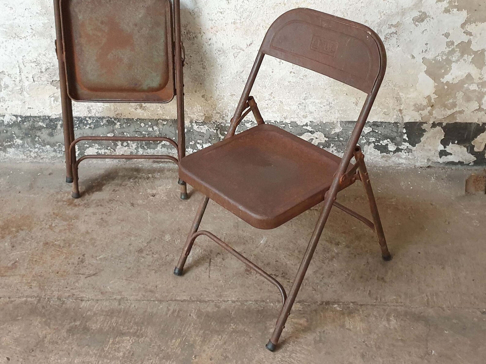 Rustic Vintage Folding Garden Chairs - Etsy