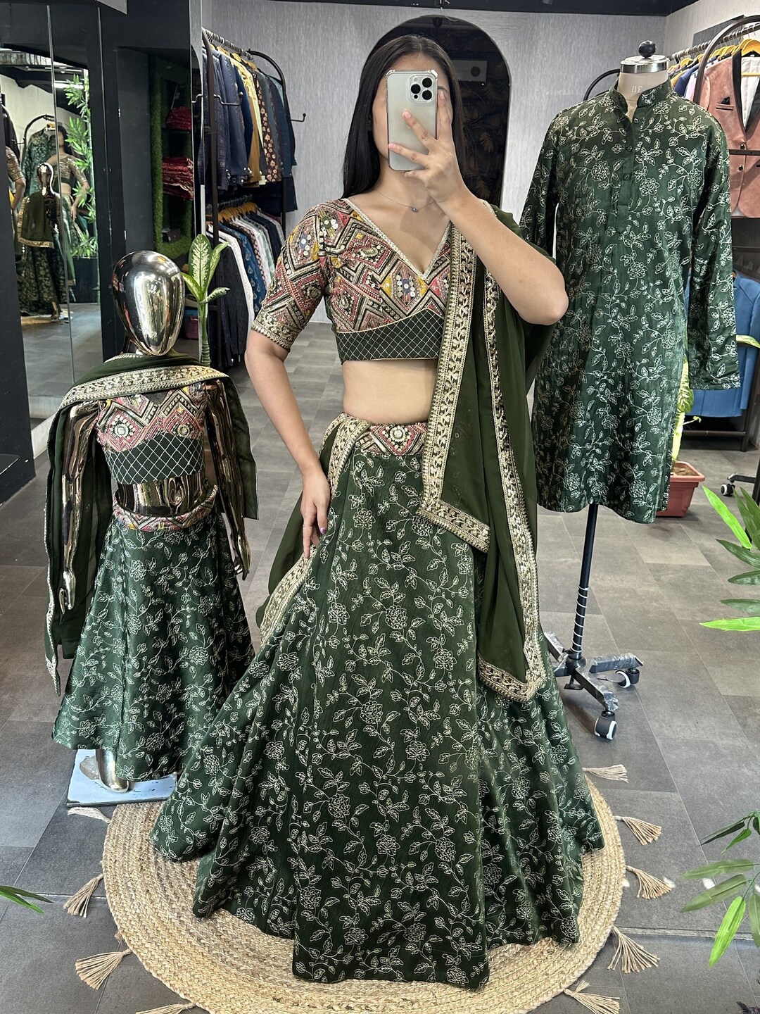 Family Wear Green Lehenga Chowli for Navaratri Girl Lengha for Mother ...