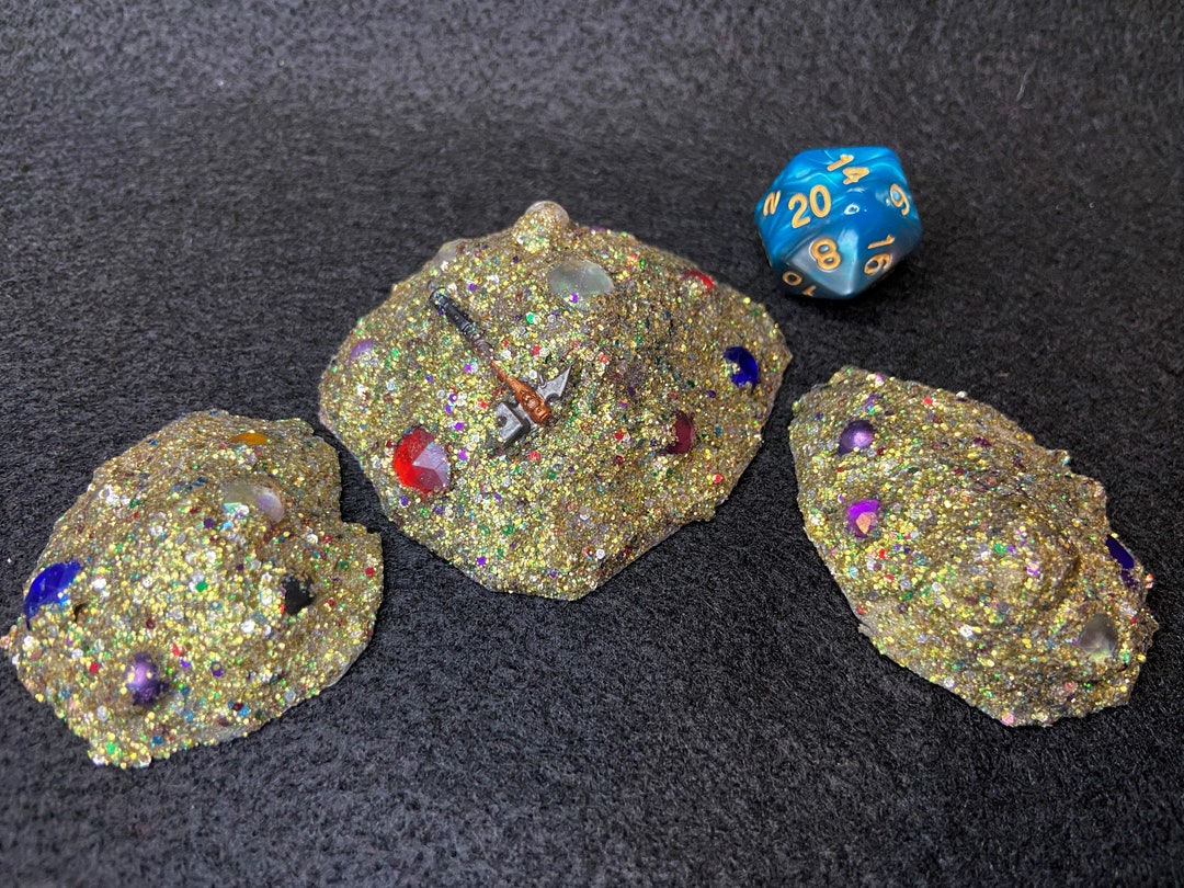 Treasure Piles for Dungeons and Dragons, Pathfinder, Tabletop ...