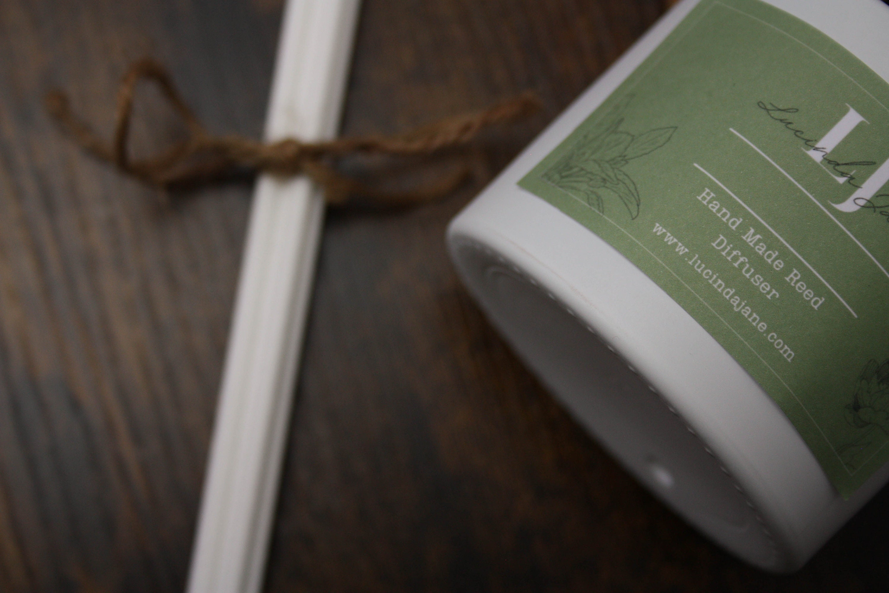 White Dove Reed Diffuser - Etsy