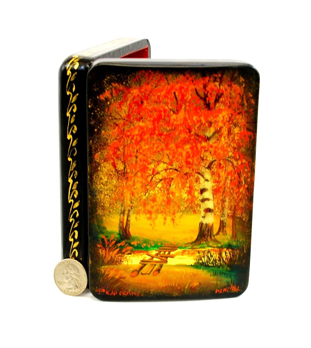 Jewelry Lacguer Box / Gold Leaf / Nature / Art Style / Bridge in a ...