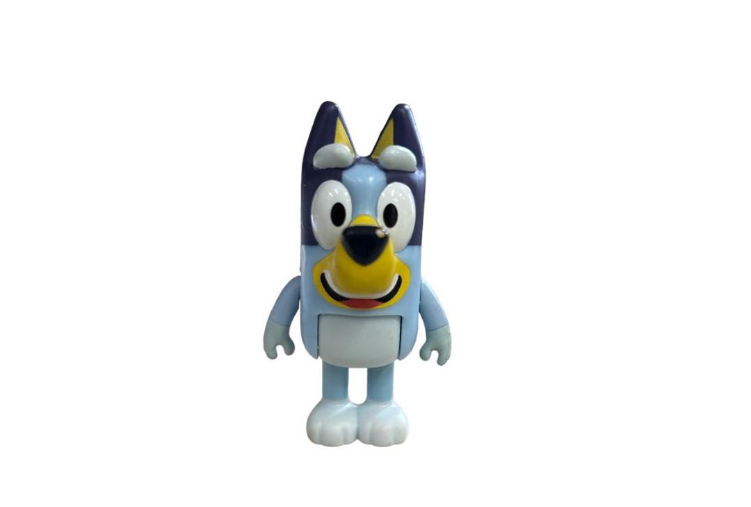 Best Friend Bluey Articulated 10 Inch Tall Figure of Bluey With Moving ...