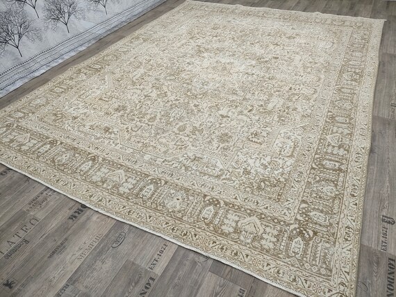 Oversize Pale Turkish Vintage Wool Hand Knotted Area Rug - Etsy