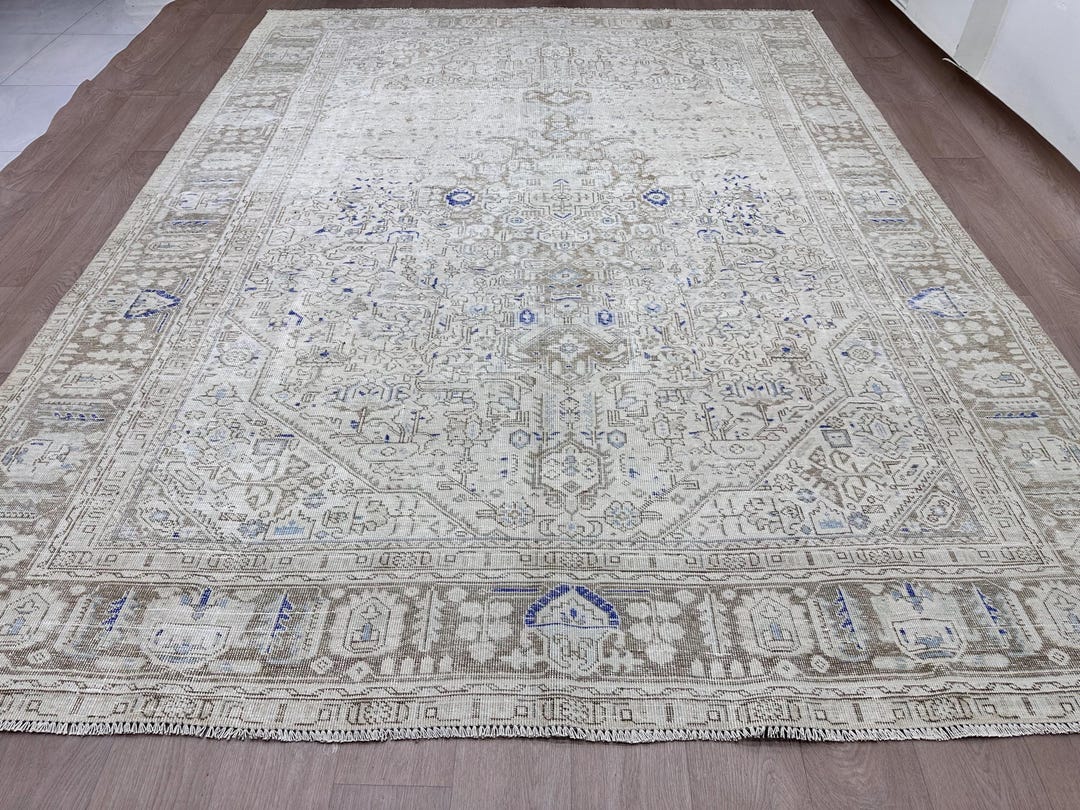 9x12 Feet Oversize Neutral Area Rug - Vintage Oversized Area Rug ...