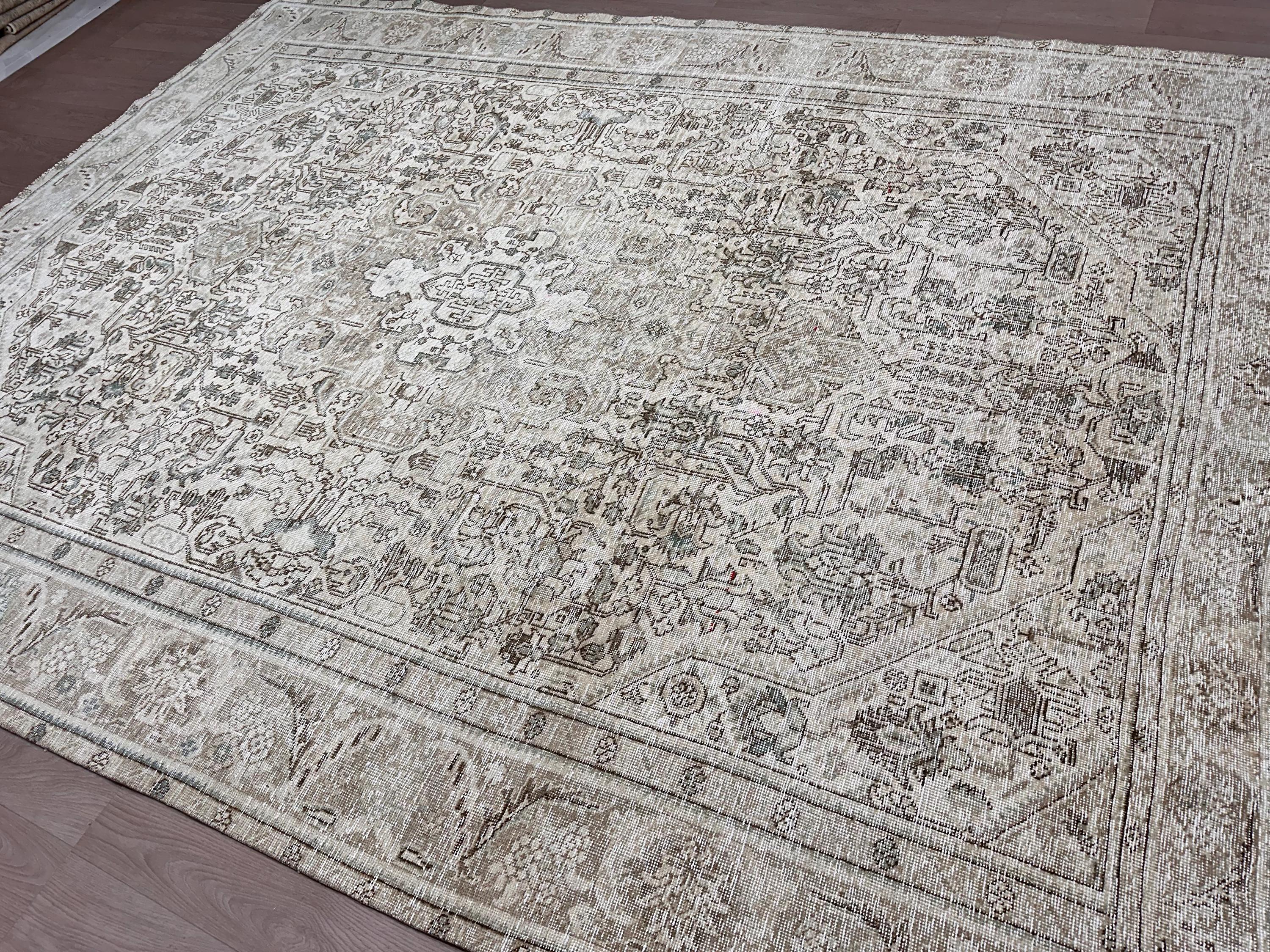 9x12 Feet Large Rug Neutral Vintage Oversize Hand Knotted Wool Area Rug ...