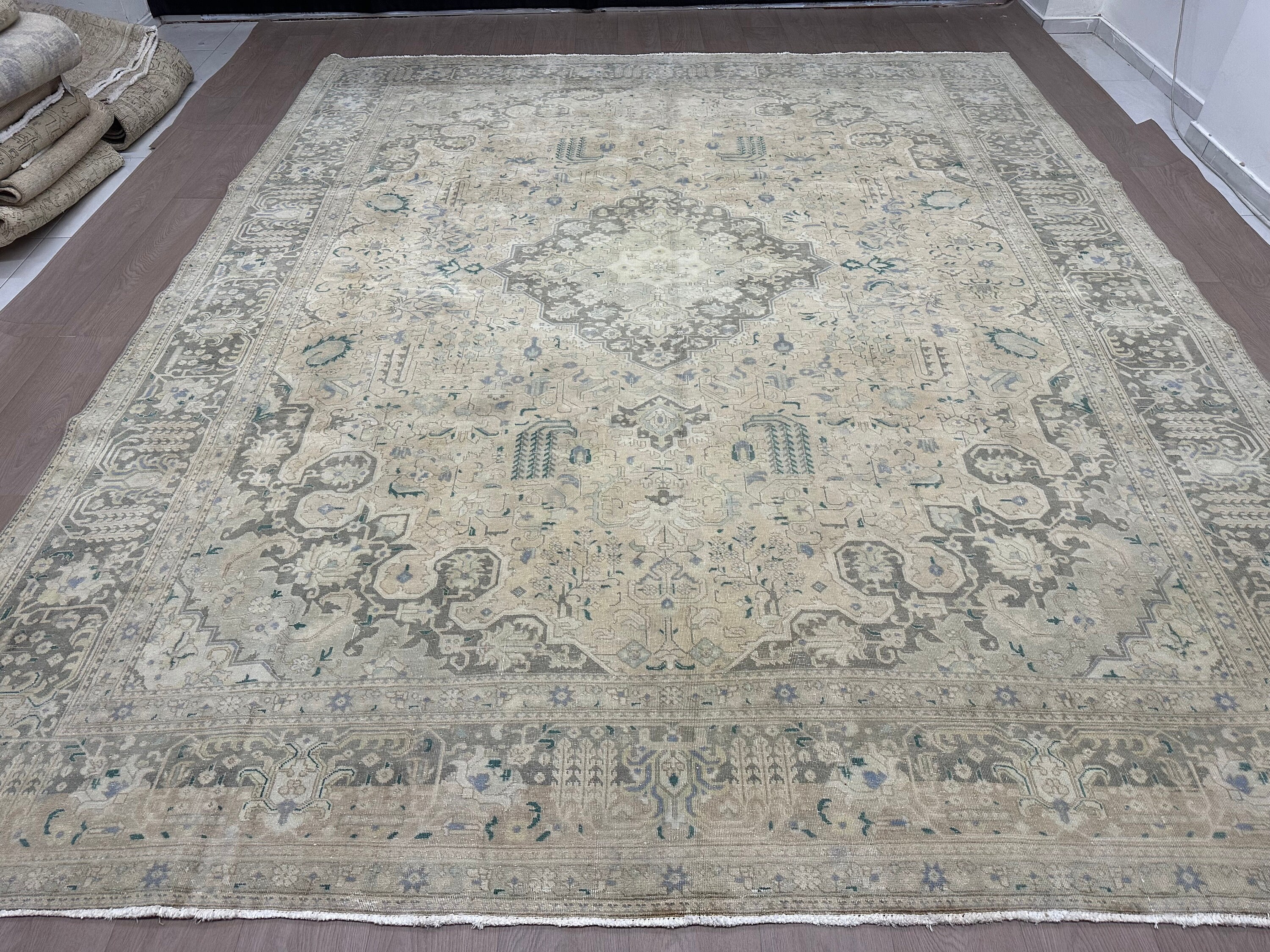 10x13 Feet Oversize Rug Beige Turkish Area Rug Wool Handmade Cream Area ...