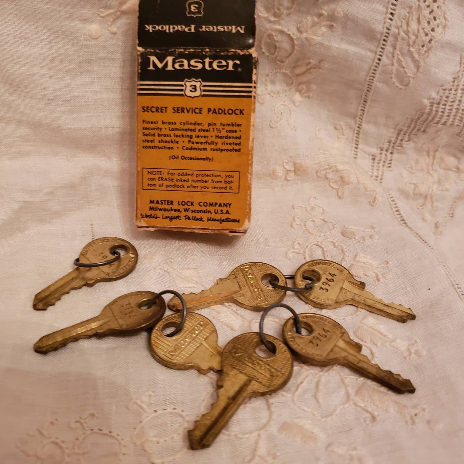 Early Master Lock Box With 7 Lock Keys. - Etsy