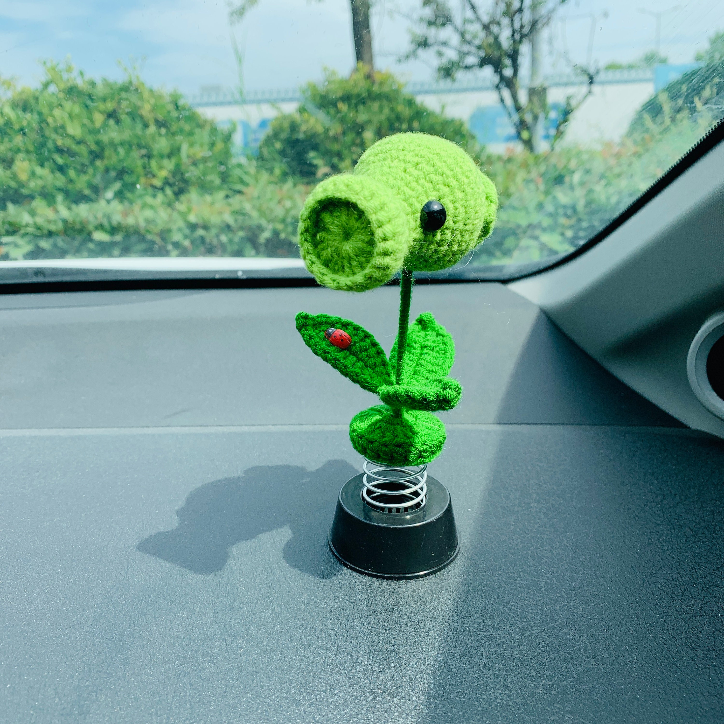 Crochet Pea Shooter Car Accessories Smiley Shaking Head Pink Flower ...