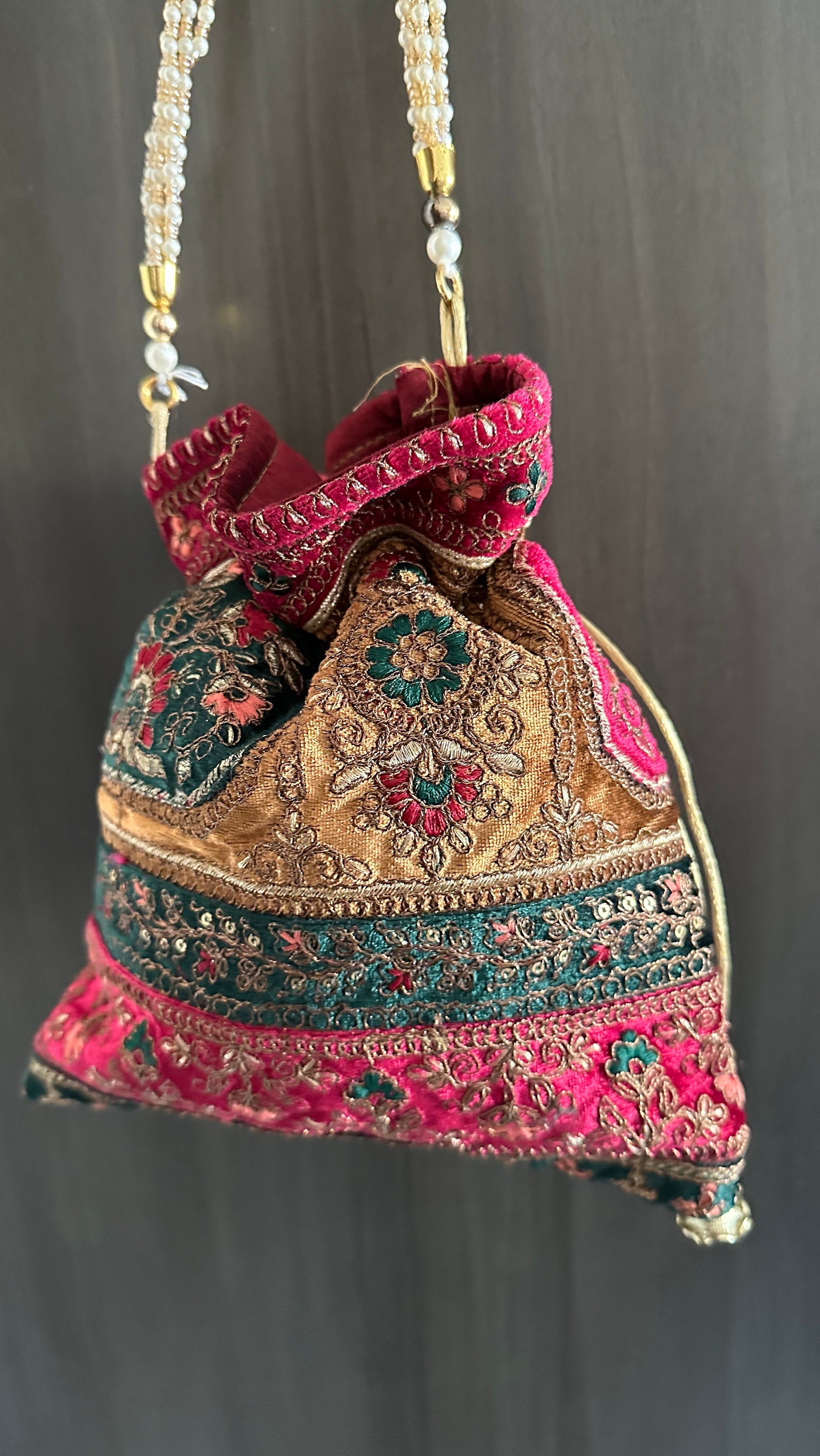 Handmade Boho Banjara Bag, Gujarati Kutchi Pothli Bags, Poti Bags ...