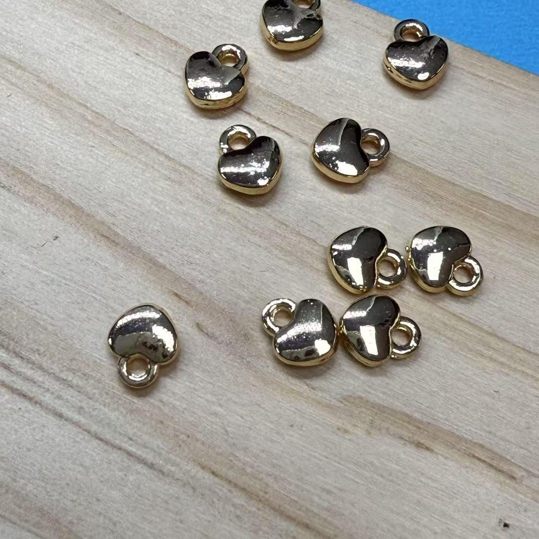 14K Gold Plated Love Heart Charm, Gold Tone Heart Charms for Jewelry ...