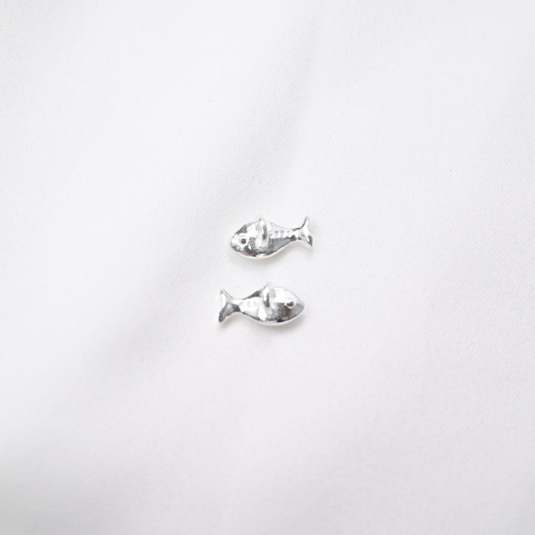 Fine Silver Fish Buttons Beads, Fish Button Clasp, Plain Buttons ...