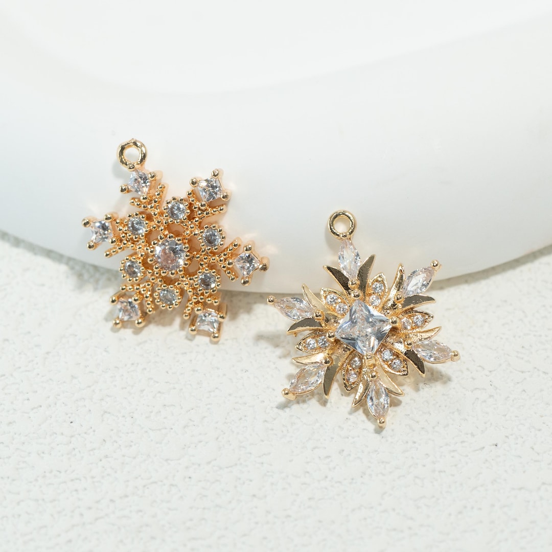 14k Gold Plated CZ Snowflake Charm, Christmas Winter Pendant - Etsy