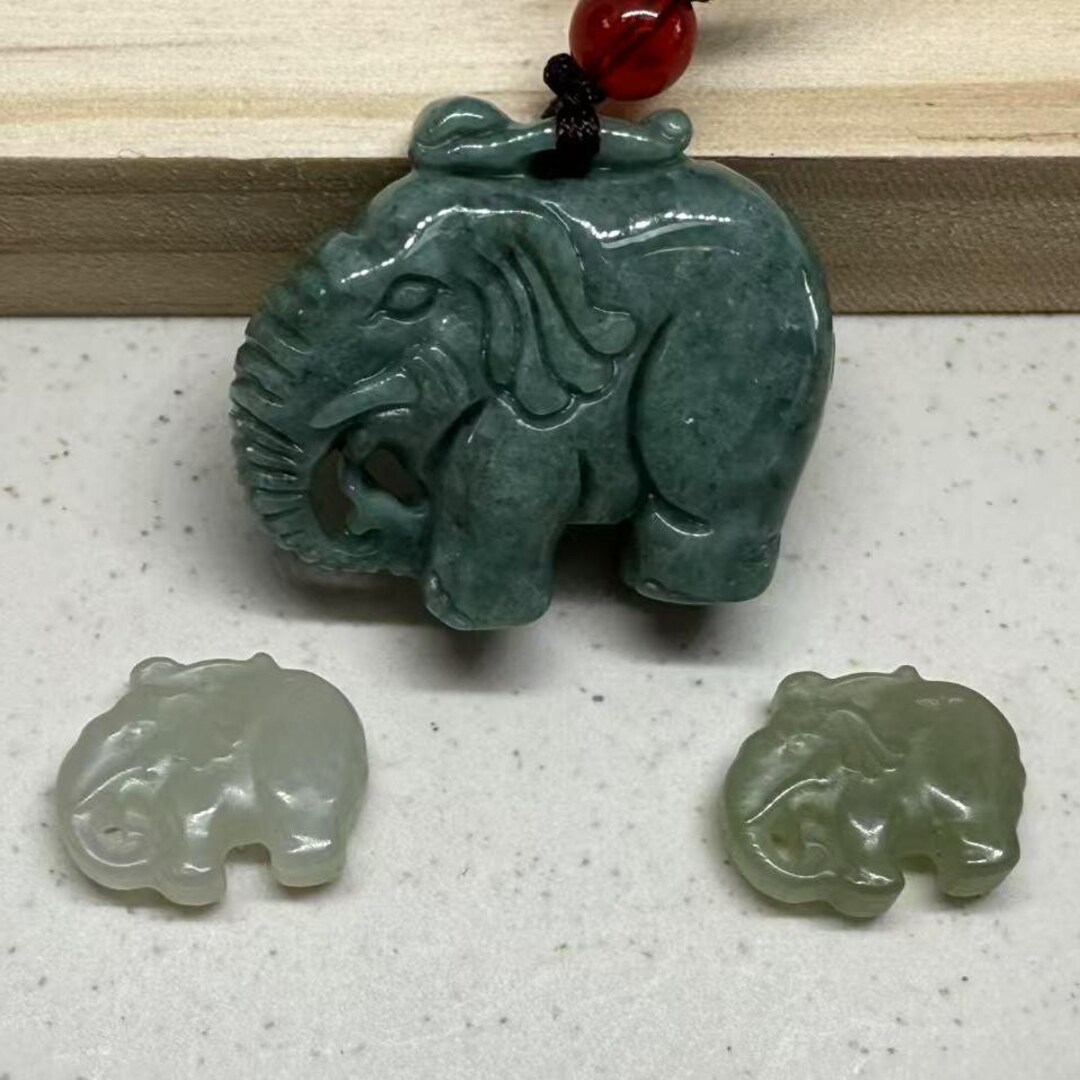 Natural Jade Elephant Jade Pendant Carved Animal Pendant 16*14mm ...
