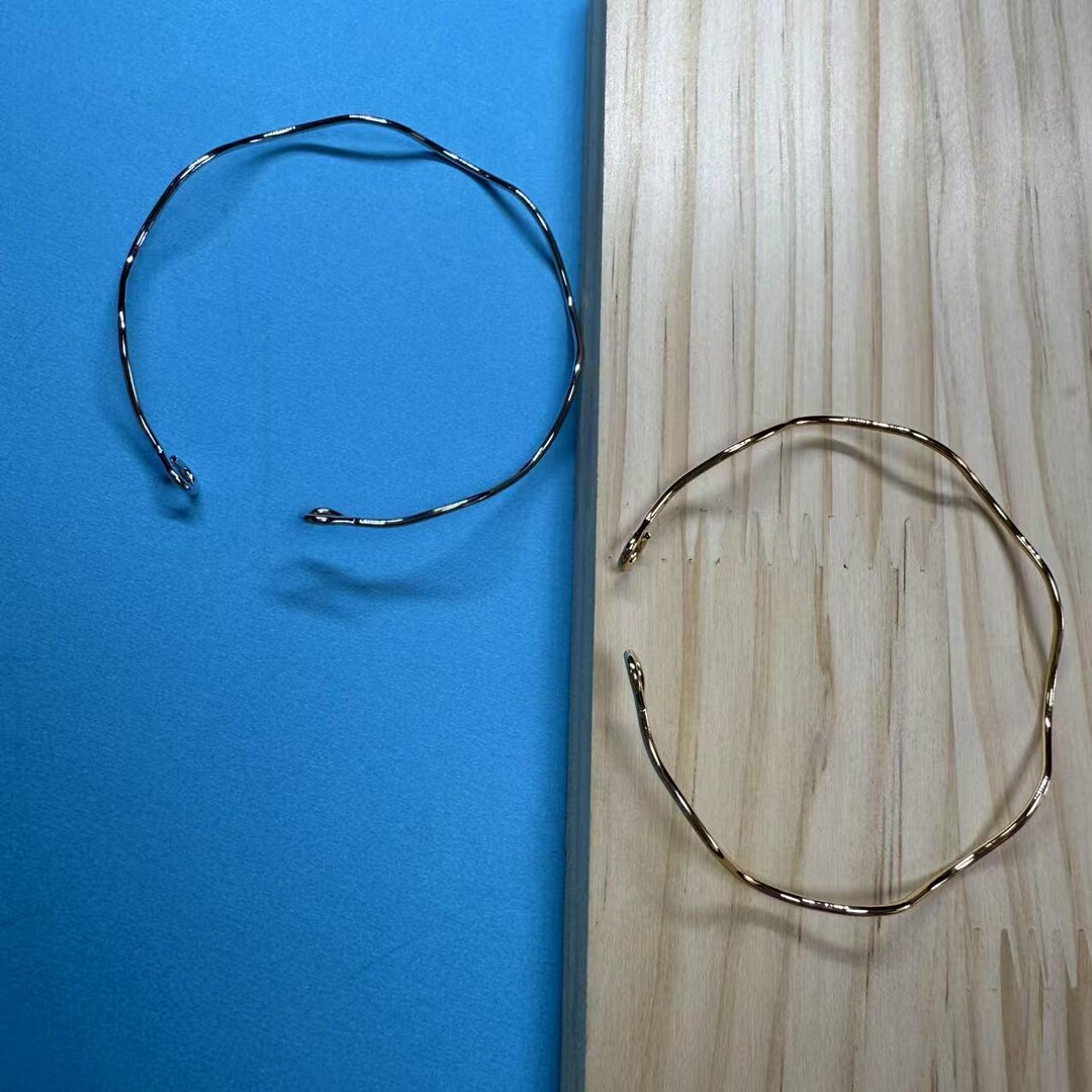 14K Gold Tone Wave Bangle Bracelet, Gold Tone Bangle Bracelet ...