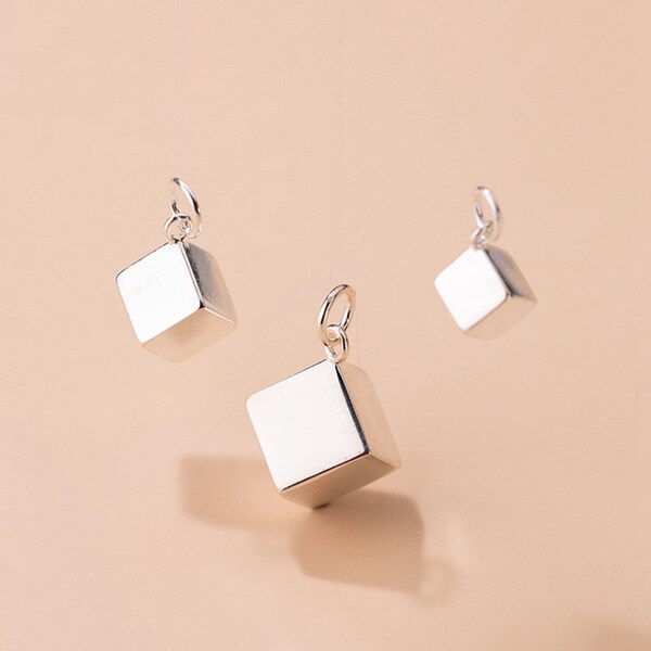 Silver Cube Necklace - Etsy