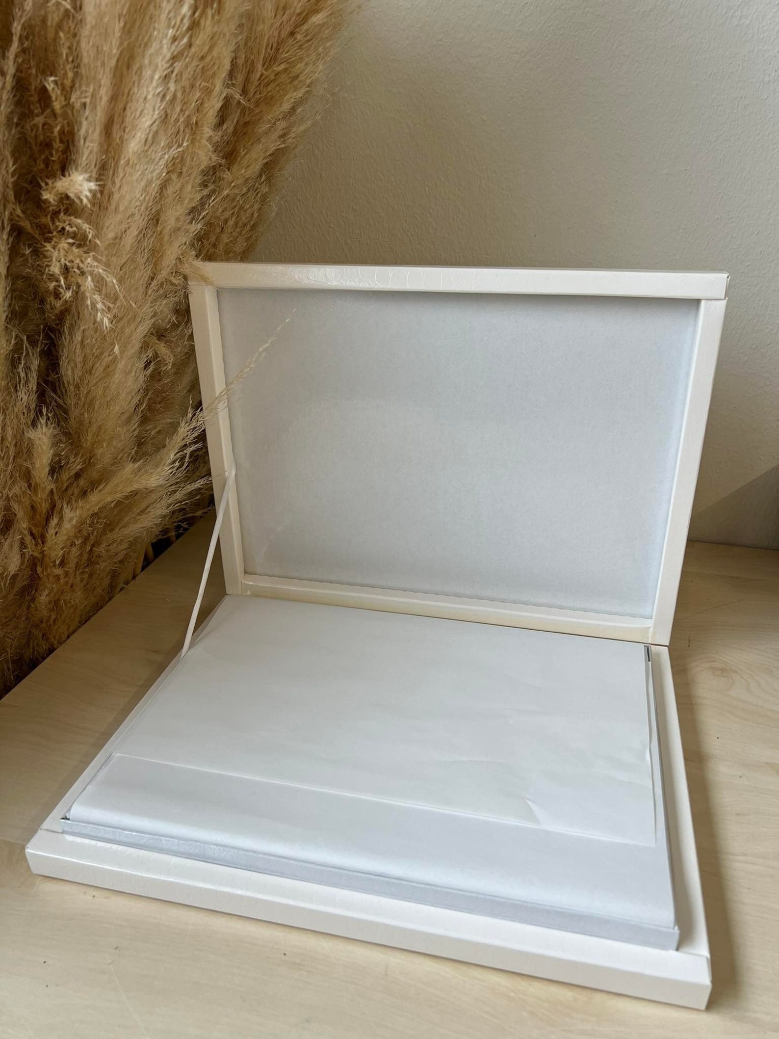 24-piece White Chocolate Box - Etsy