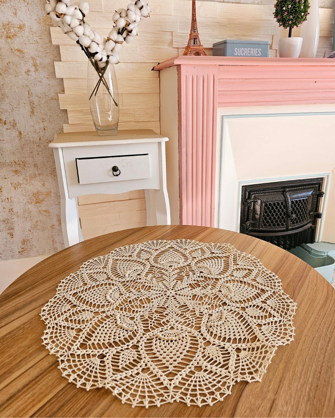Gorgeous Centrepiece Crochet, Light Ivory Handmade Lace Tablecloth ...