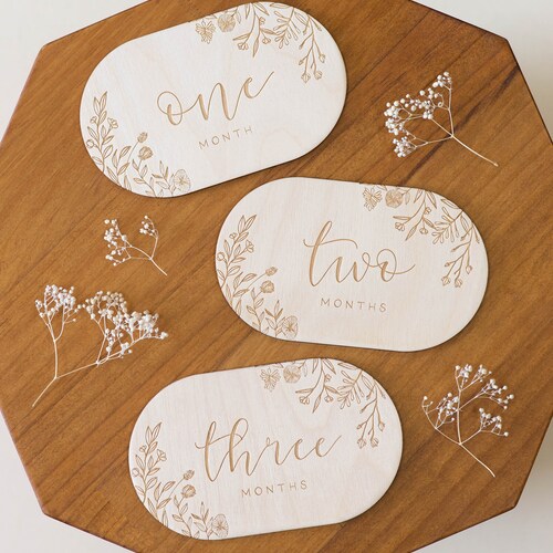 CUSTOM Wooden Baby Milestone Cards Engraved Natural - Etsy